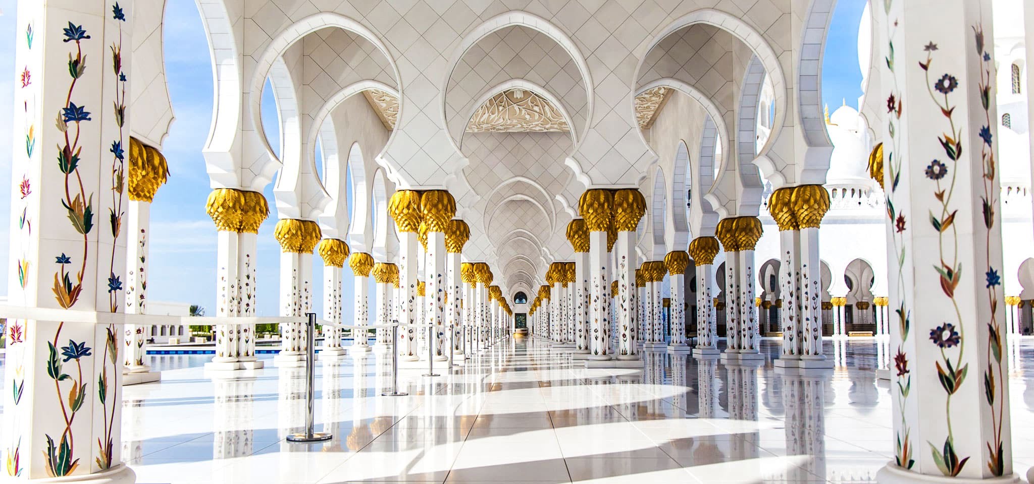 Sheikh Zayed Grand Mosque Abu Dhabi! A must-visit in AUH tour